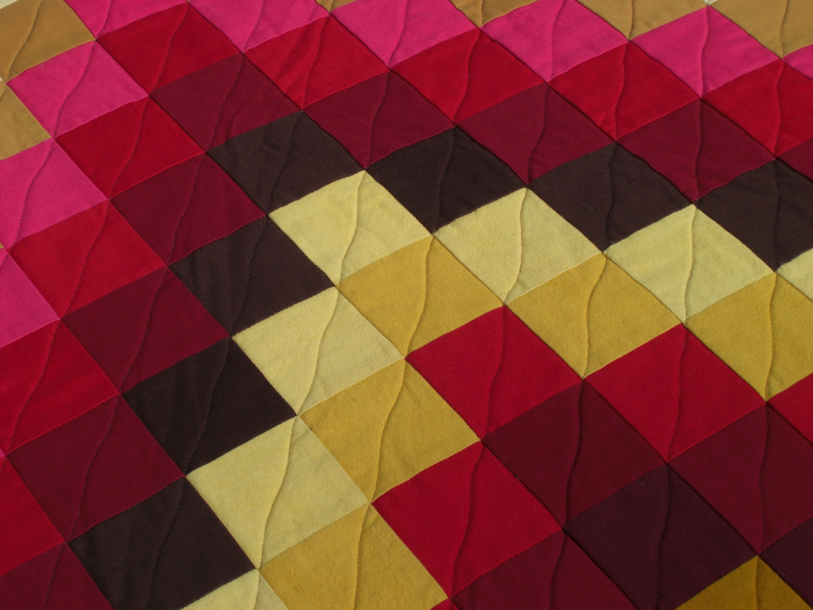 Selvage Blog: Sunshine and Shadow Quilt