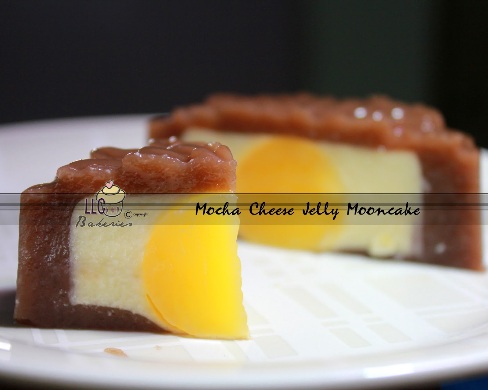 LLC Bakeries: Mocha Cheese Jelly Mooncake