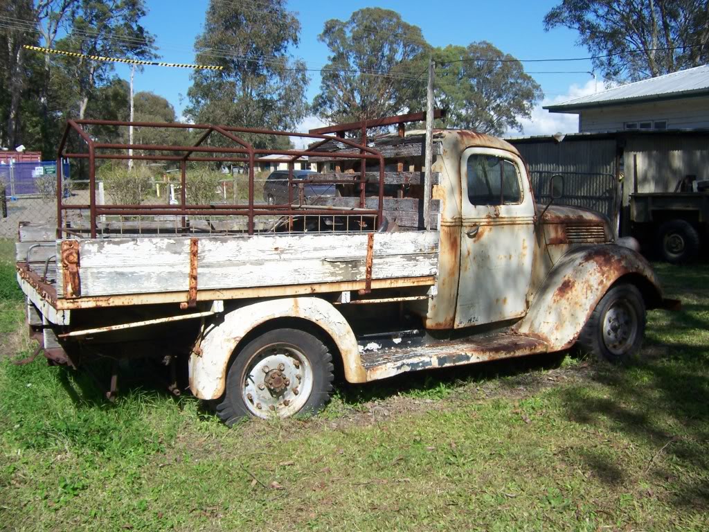 My 1928 Chevrolet: Aussie Rusty Relics and a few from the USA (1930's ...