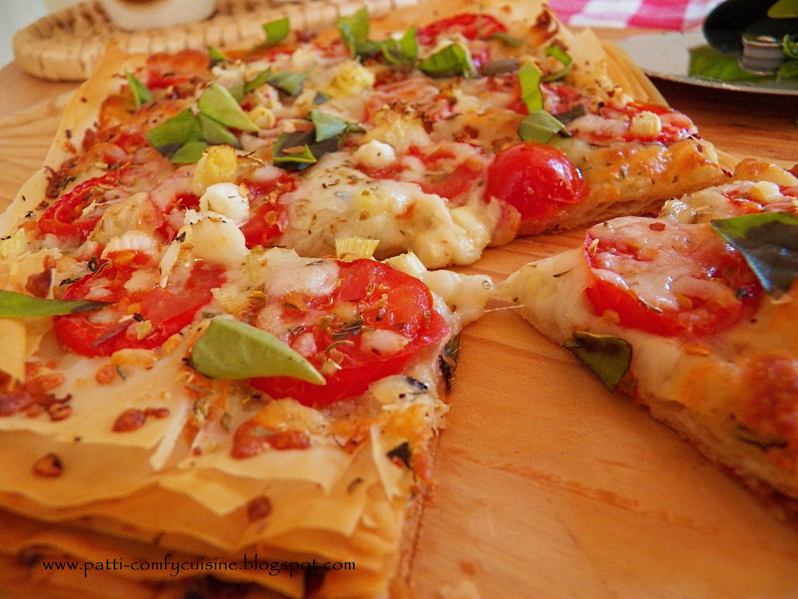 Comfy Cuisine- Home Recipes from Family & Friends: Phyllo Garden Pizza