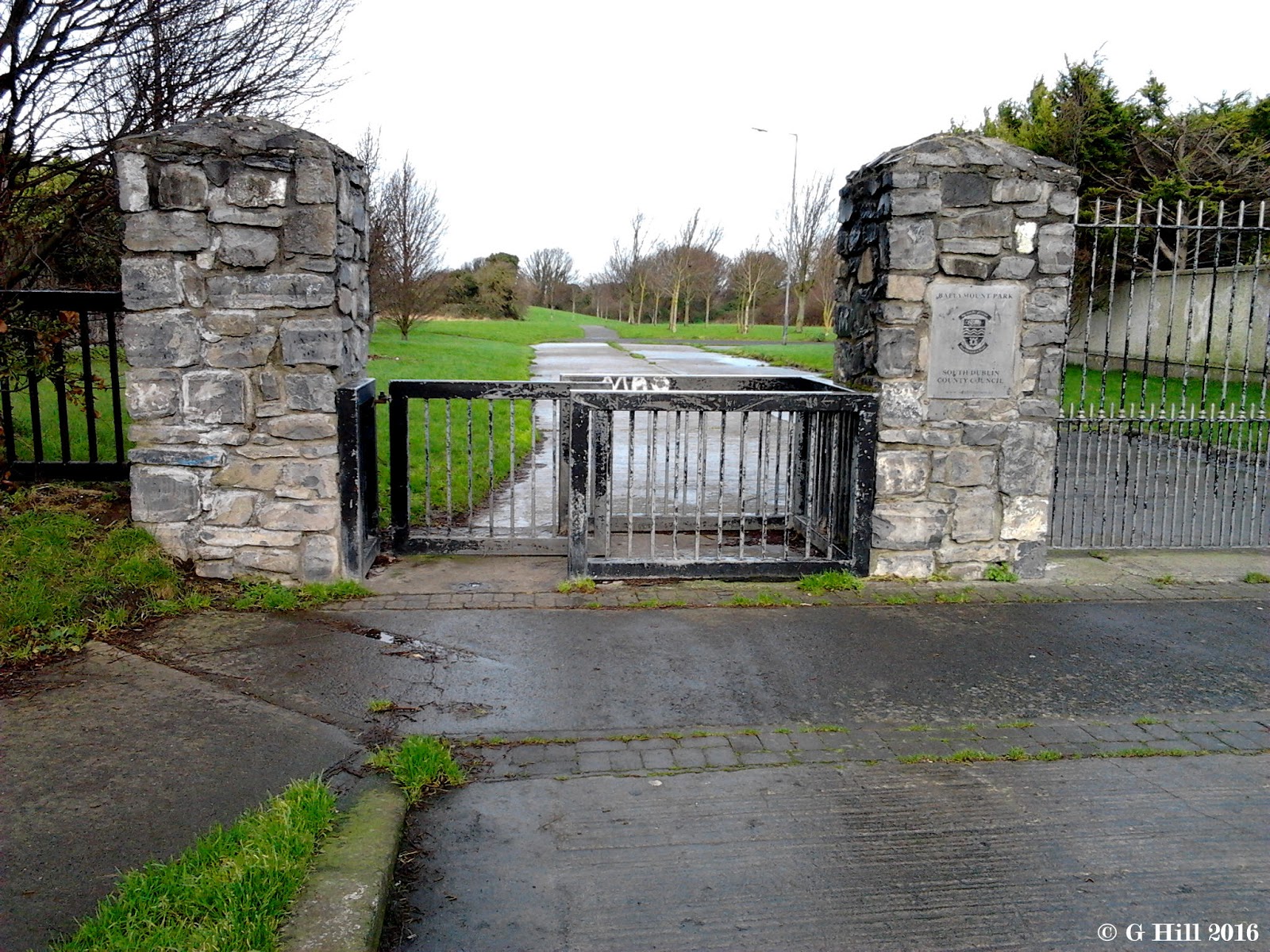 Ireland In Ruins: Ballymount Castle Co Dublin