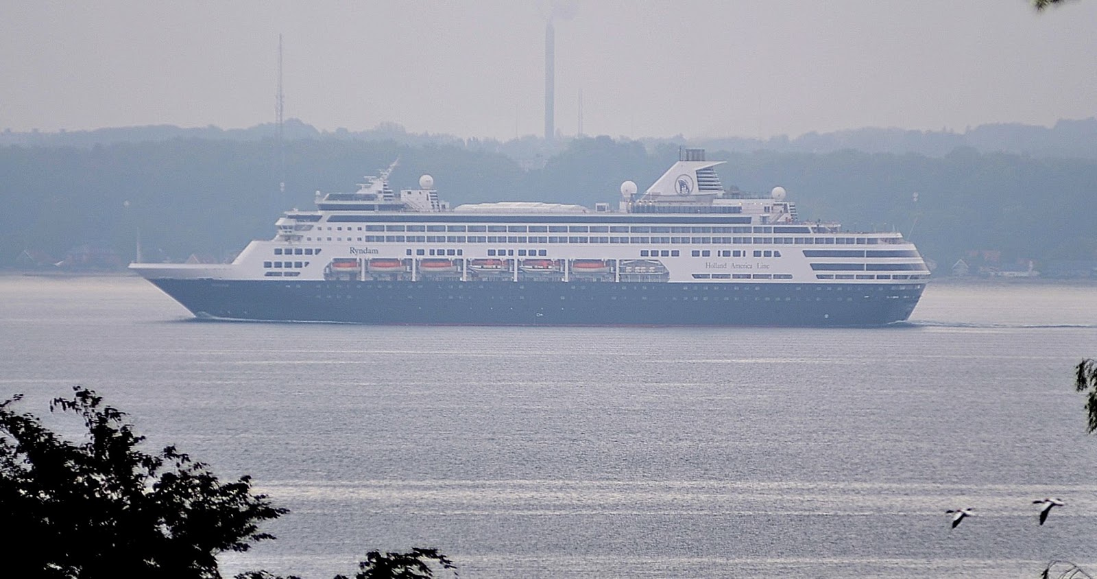 The Things I Enjoy: MS Ryndam on her first visit to Øresund this season