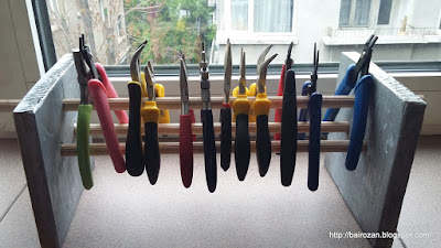 bairozan's blog: Направи си сам поставка за клещи / DIY Pliers Rack