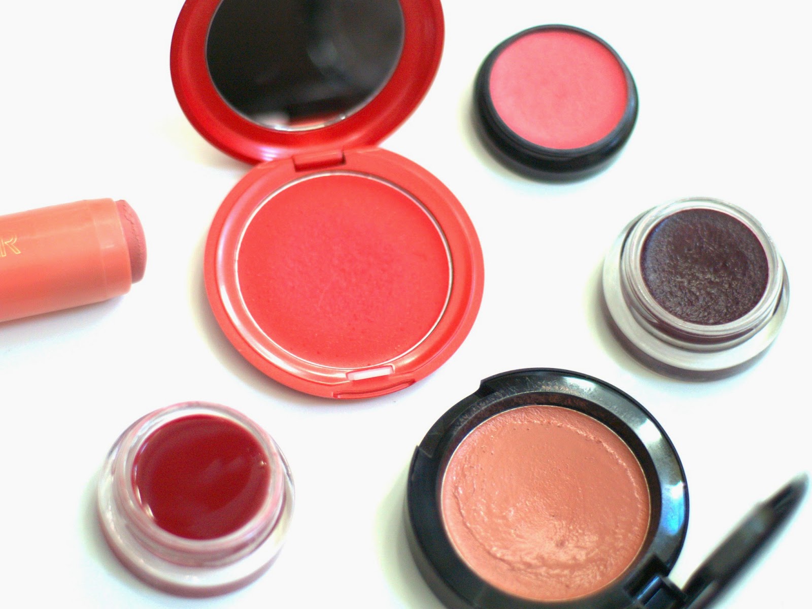 Cuando Me Enamoré del Rubor en Crema | Laura Neuzeth MX