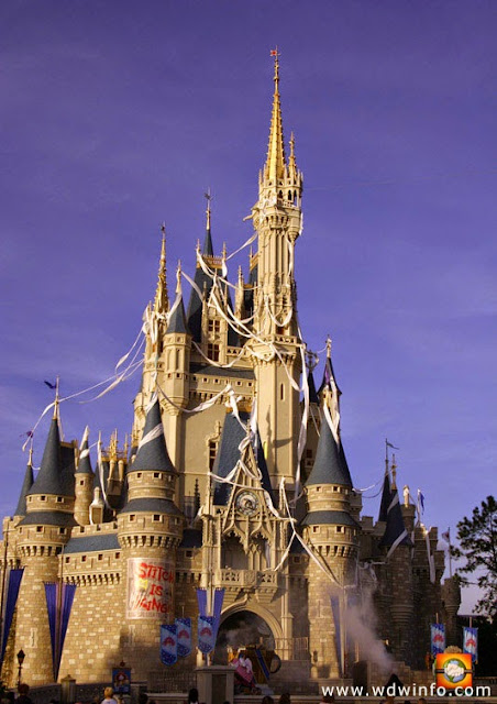 Passport to Dreams Old & New: Stitch's Great Escape: Ten Years