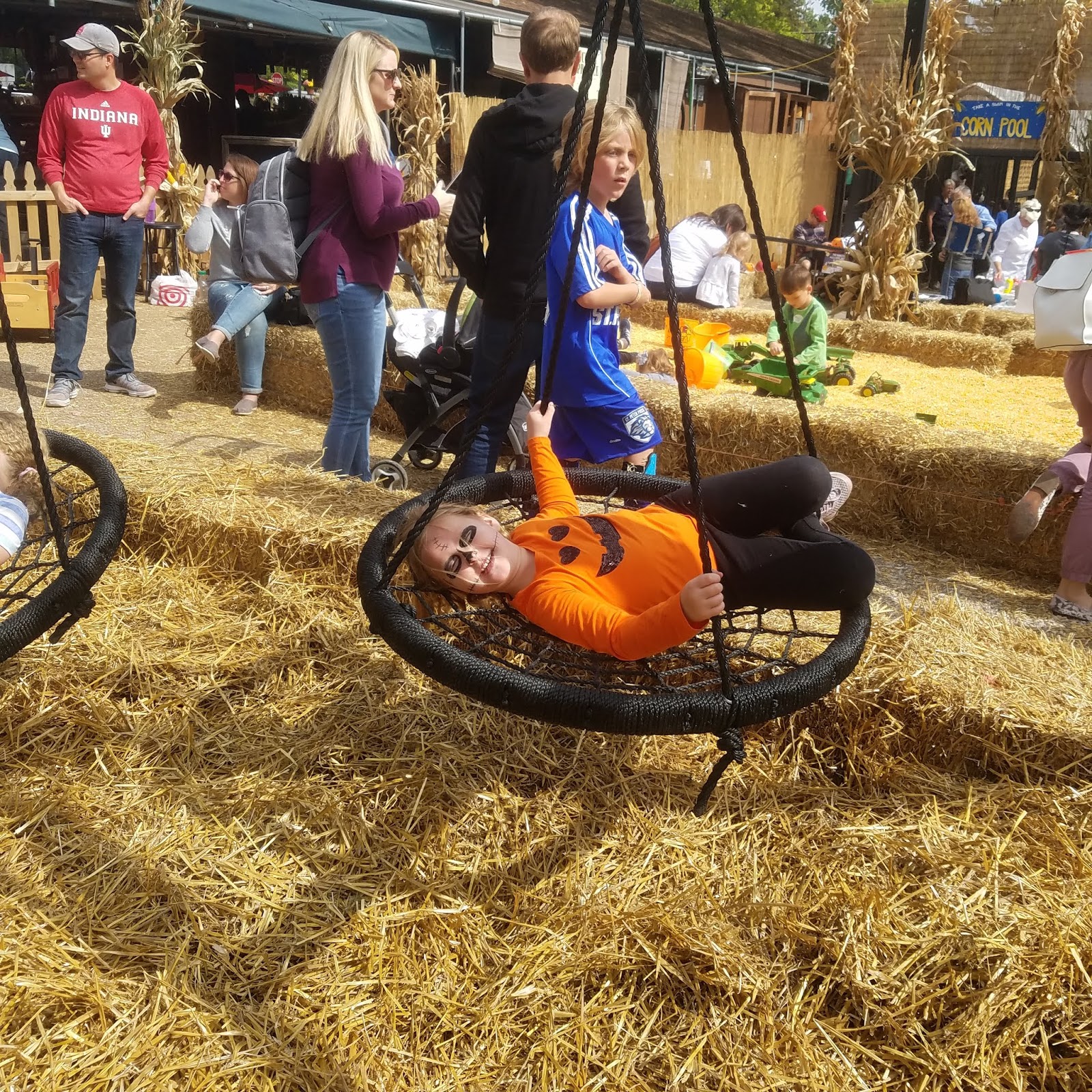 Play St. Louis: The Great Pumpkin Patch at Kirkwood Farmer's Market