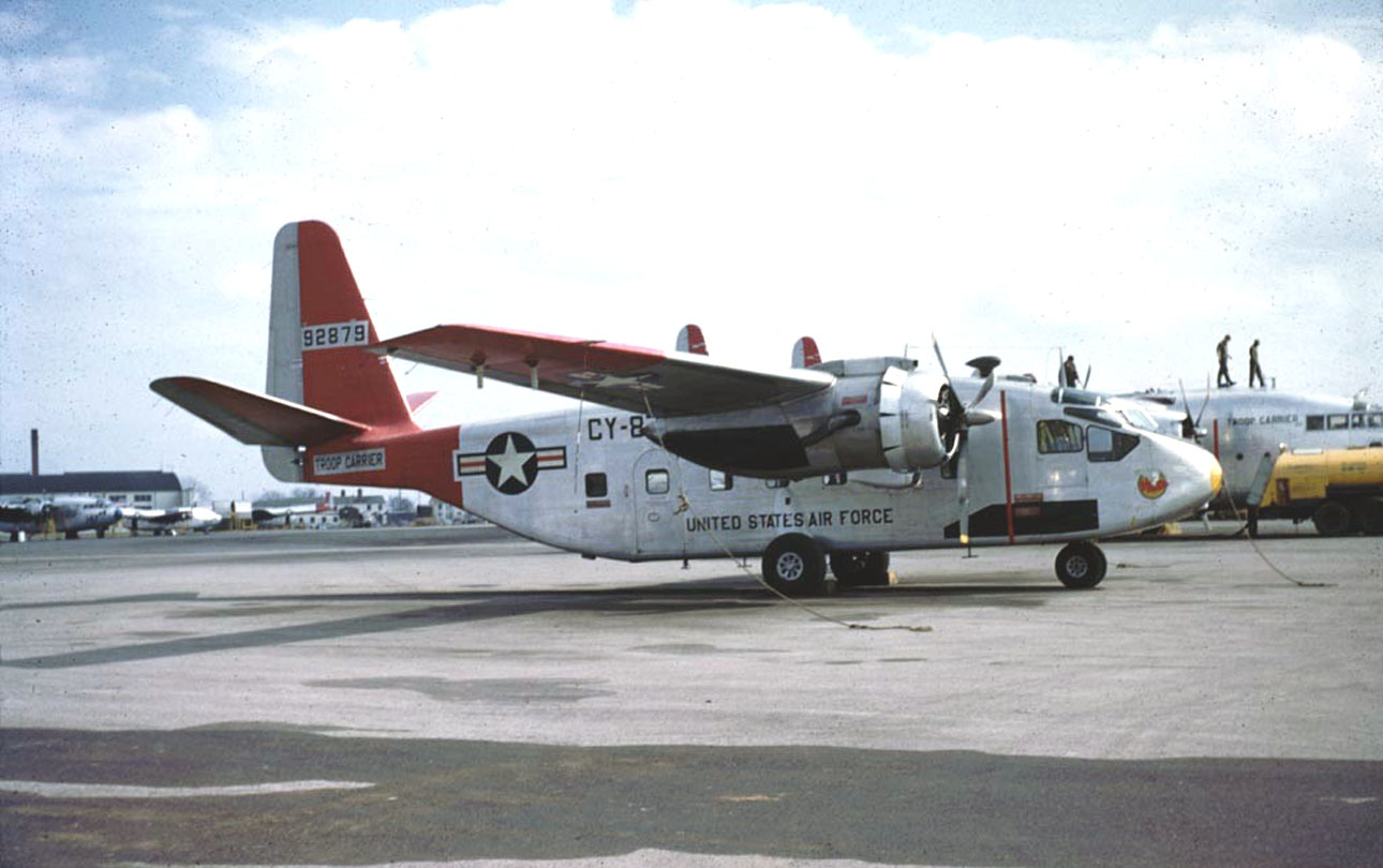 nhungdoicanh: Chase C-122 Avitruc