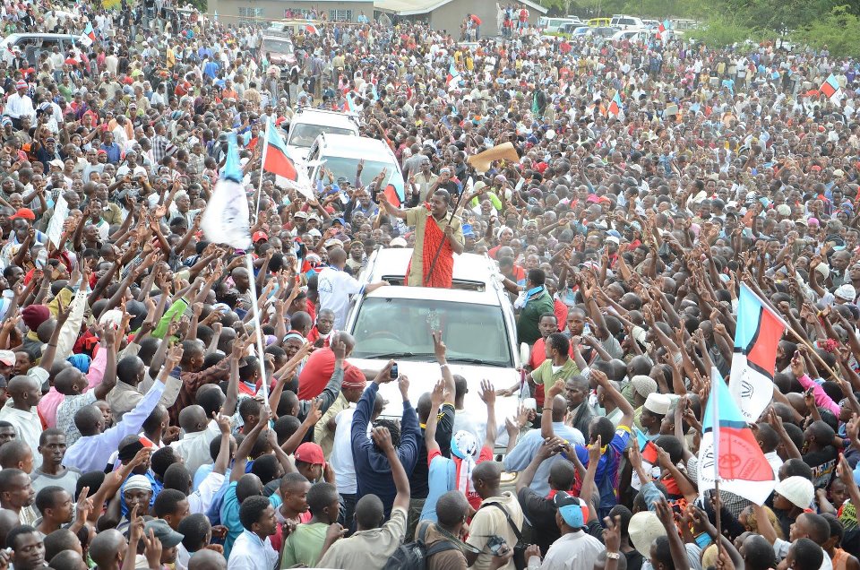 Chadema Blog: Moto wa Chadema wawatesa `vigogo` CCM