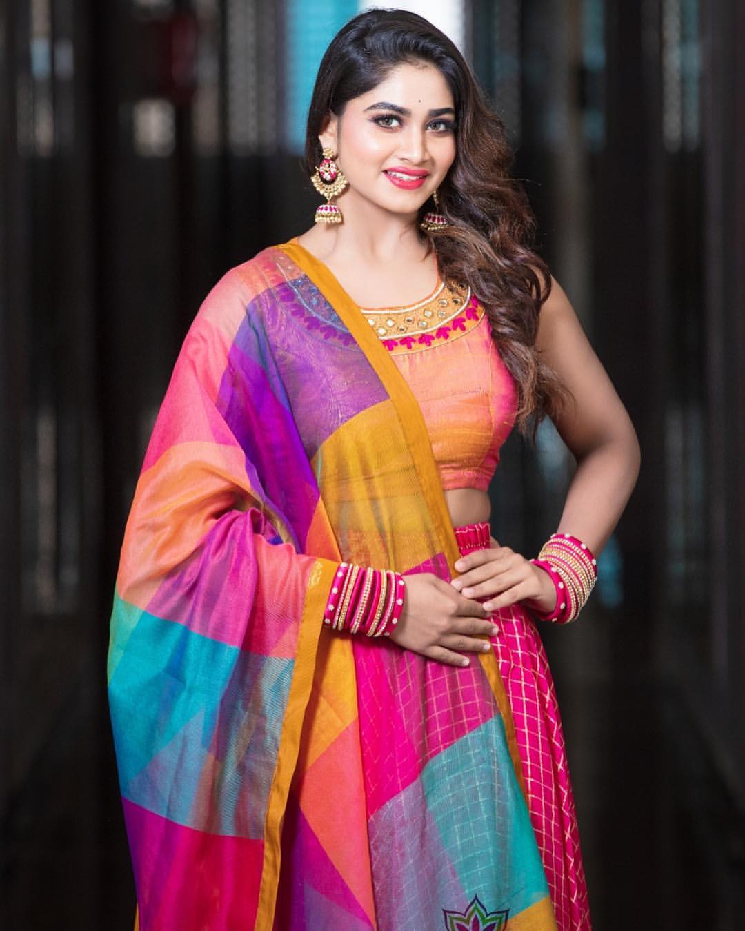 Indian Actresses and Models : Shivani Narayanan Images