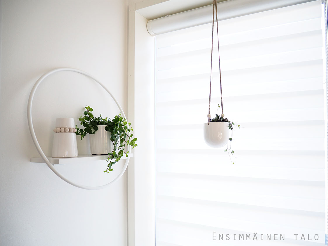 Suloinen amppeli - Ensimmäinen talo