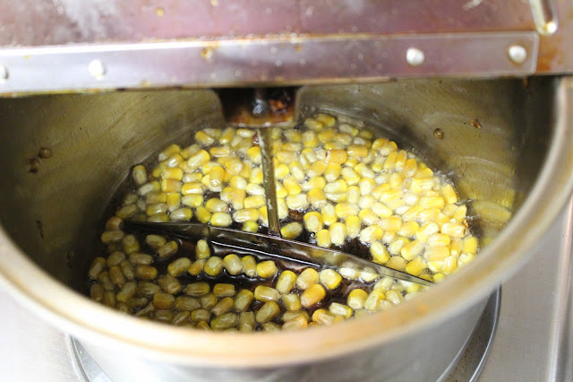 Chef Tess Bakeresse: Homemade Corn "nuts"