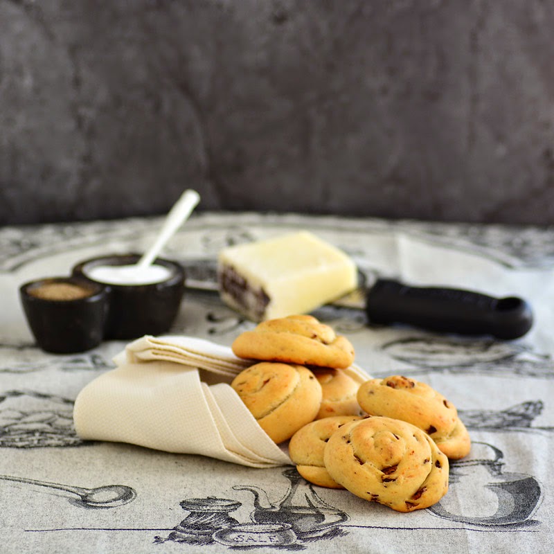 Savoring Time in the Kitchen: Italian Bacon and Cheese 'Snail' Rolls