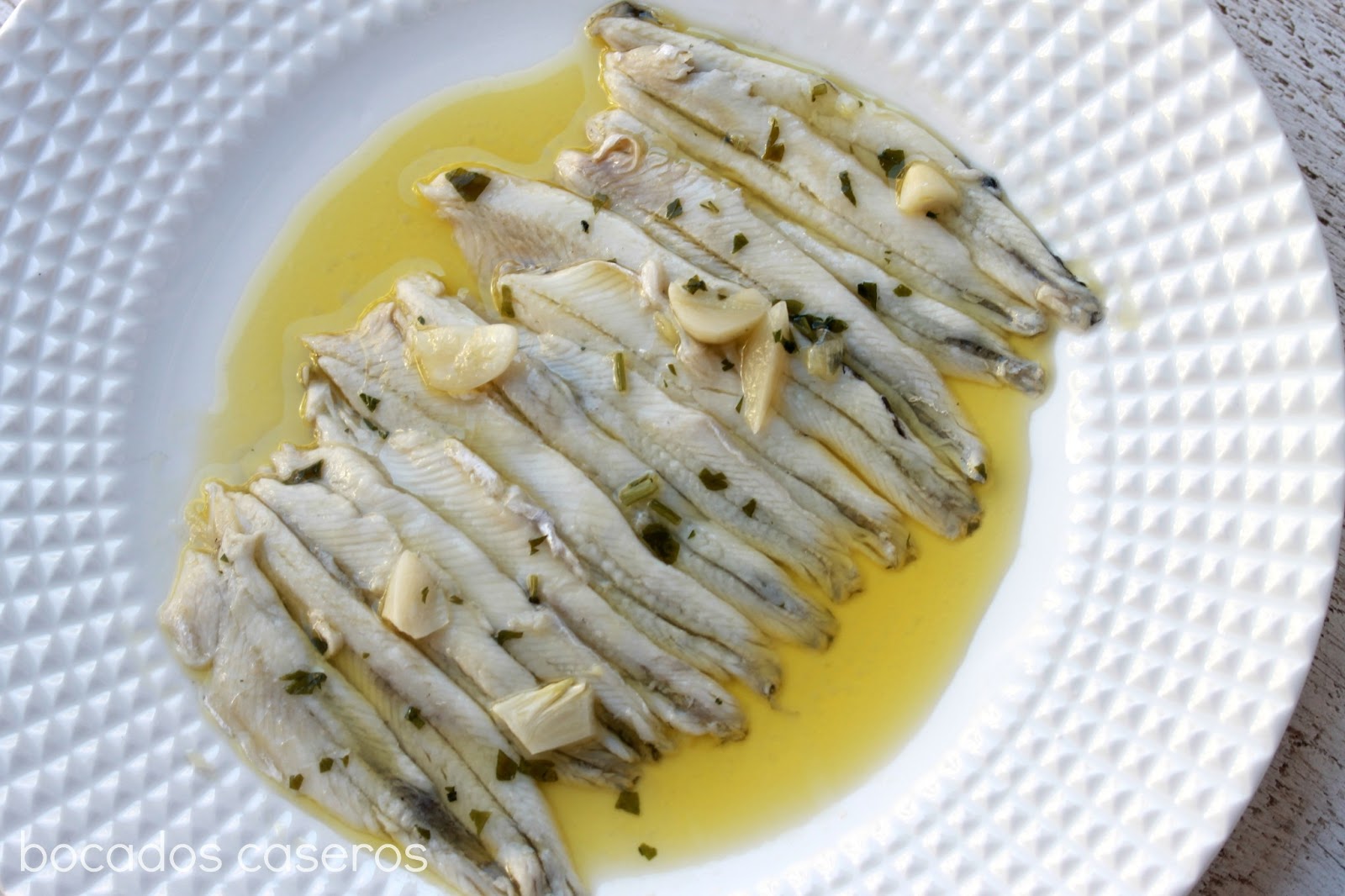 Bocados Caseros: BOQUERONES EN VINAGRE (Receta casera)
