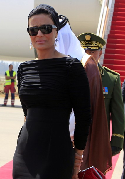 LAS, Las Aventuras de Sarakhatkhan: Mozah, la musa de much@s