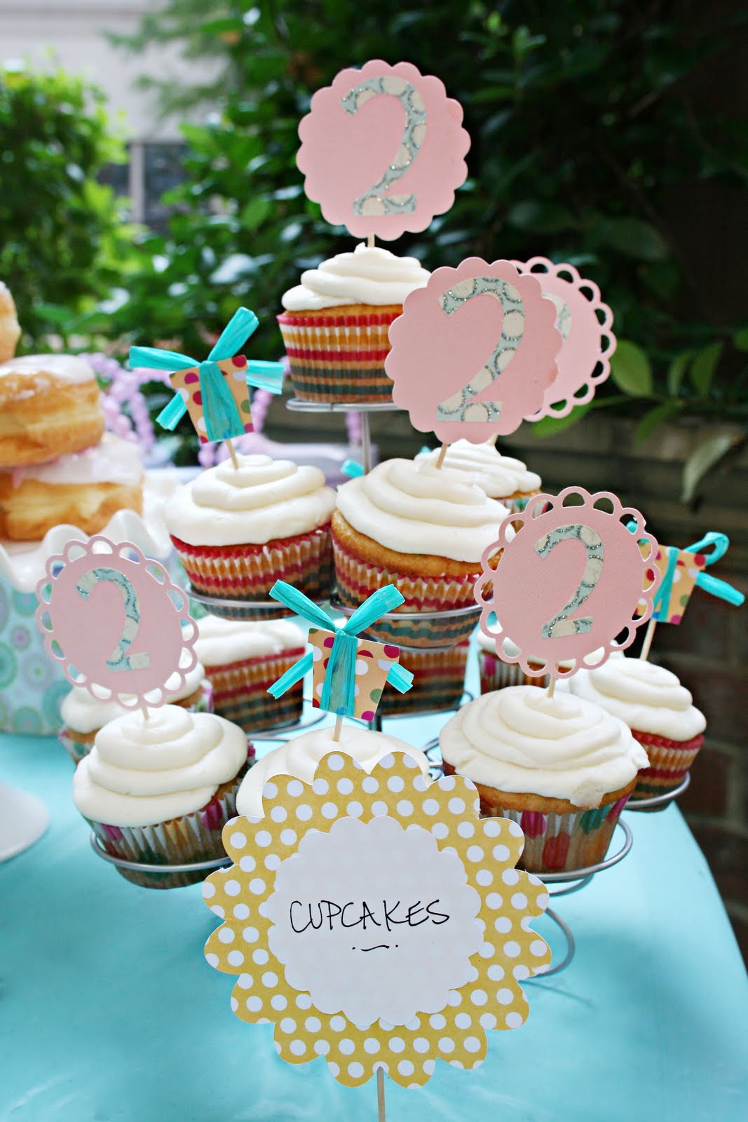 Cook Bake & Decorate: Girly Pool Party