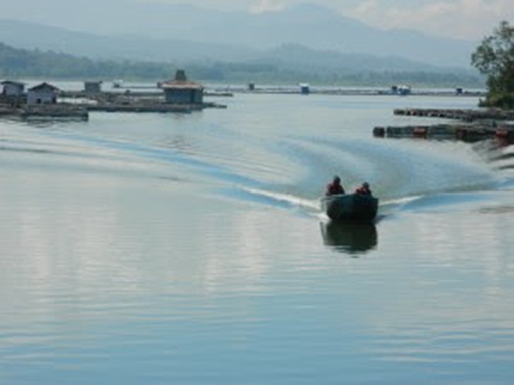 Tempat Wisata Waduk Gajah Mungkur di Wonogiri. | Bendungan Waduk di ...
