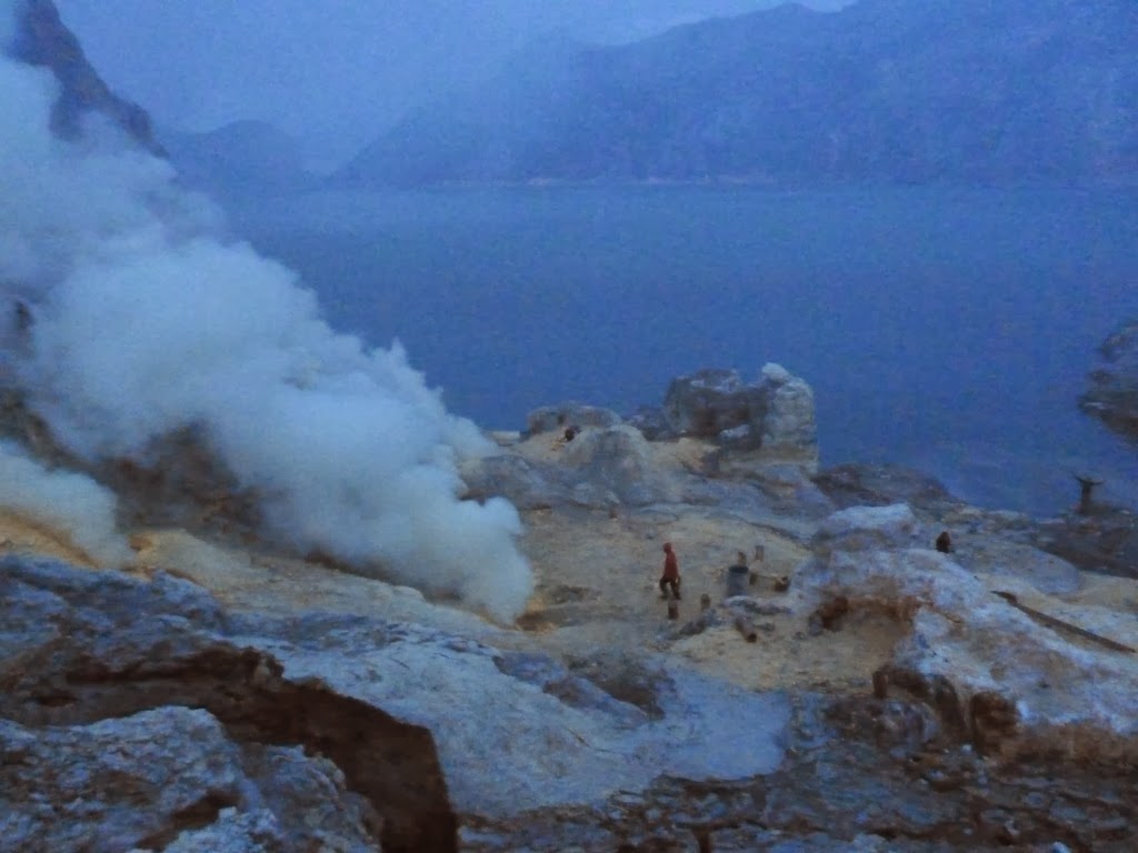 Bepergian: Kuala Lumpur, Bali and Java 2014