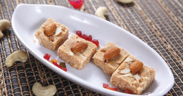 Bharathi's Kitchen: Golpapdi (20 mins microwave recipe)