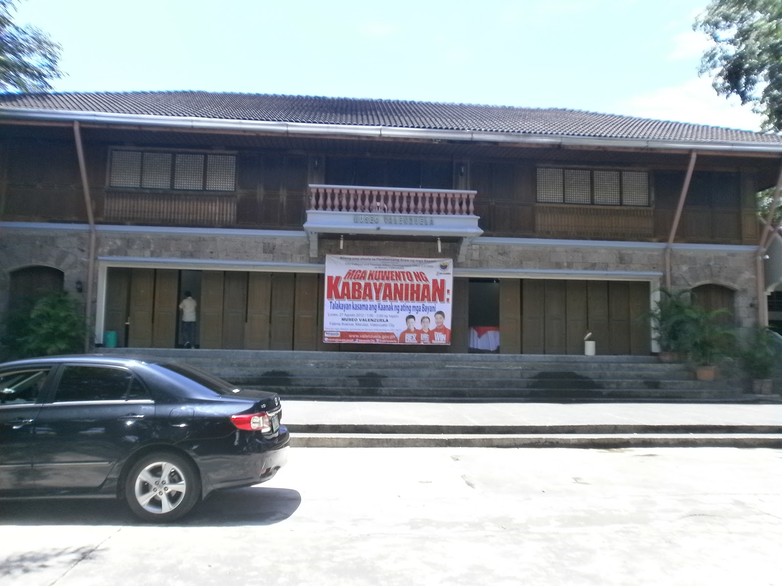 One Valenzuela: Visiting Museo Valenzuela