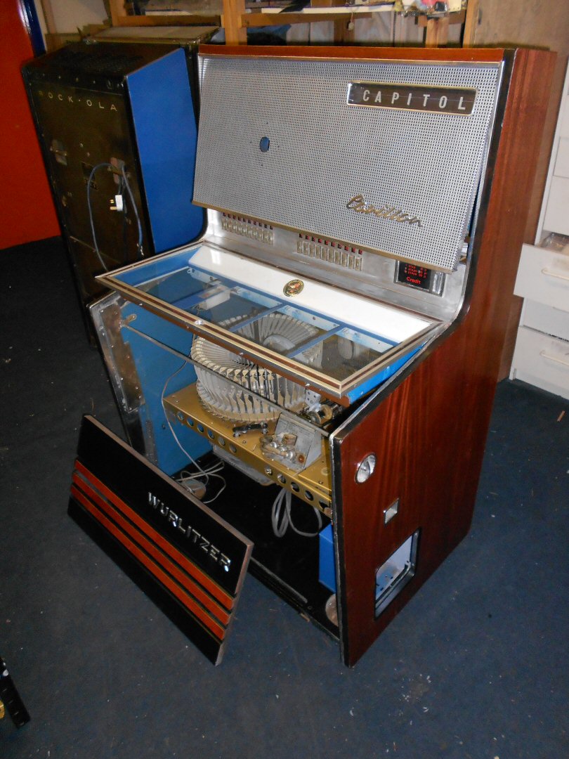 Jukebox Doctor: Wurlitzer Carillon and AMI J