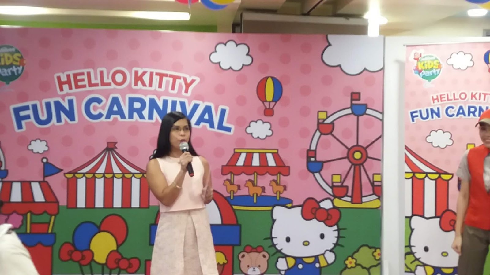 Hello Kitty Fun Carnival is a purrfect-party theme kids would love