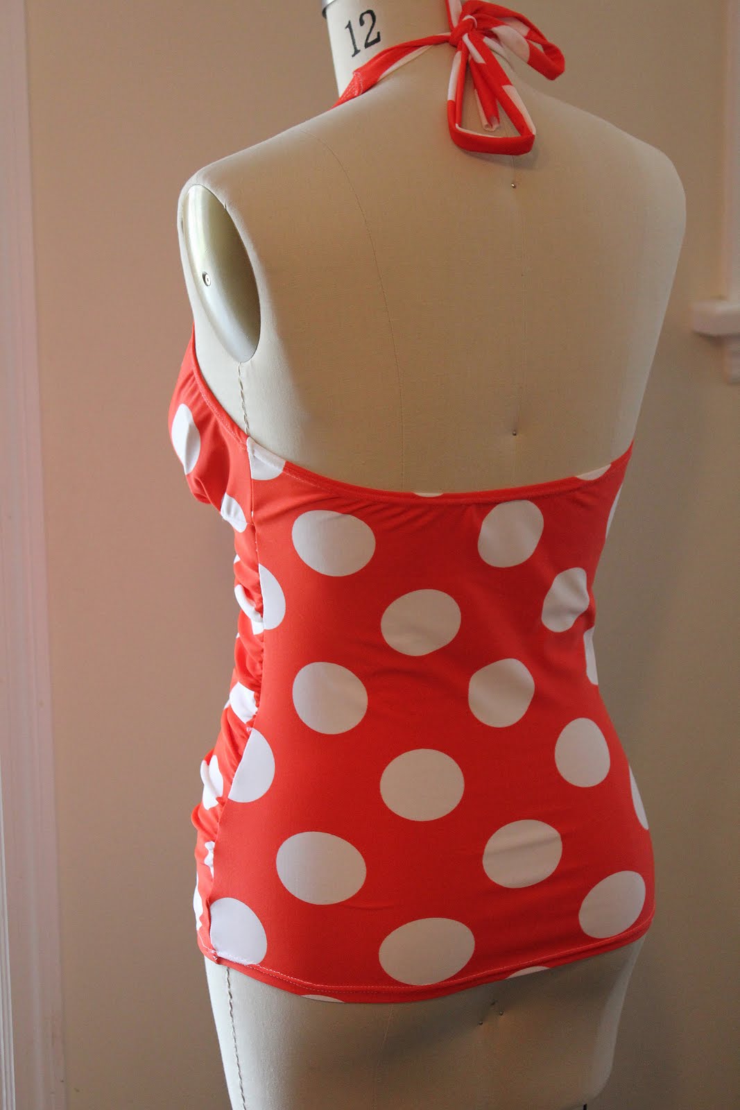 Featherty Sews: Making a Swimsuit - Constructing the Top