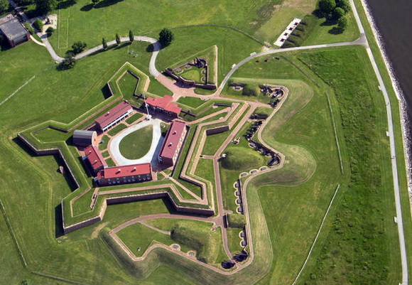 THE WORLD GEOGRAPHY: 15 Star-Shaped Forts From Around the World