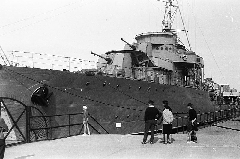 Naval Warfare: ORP Burza