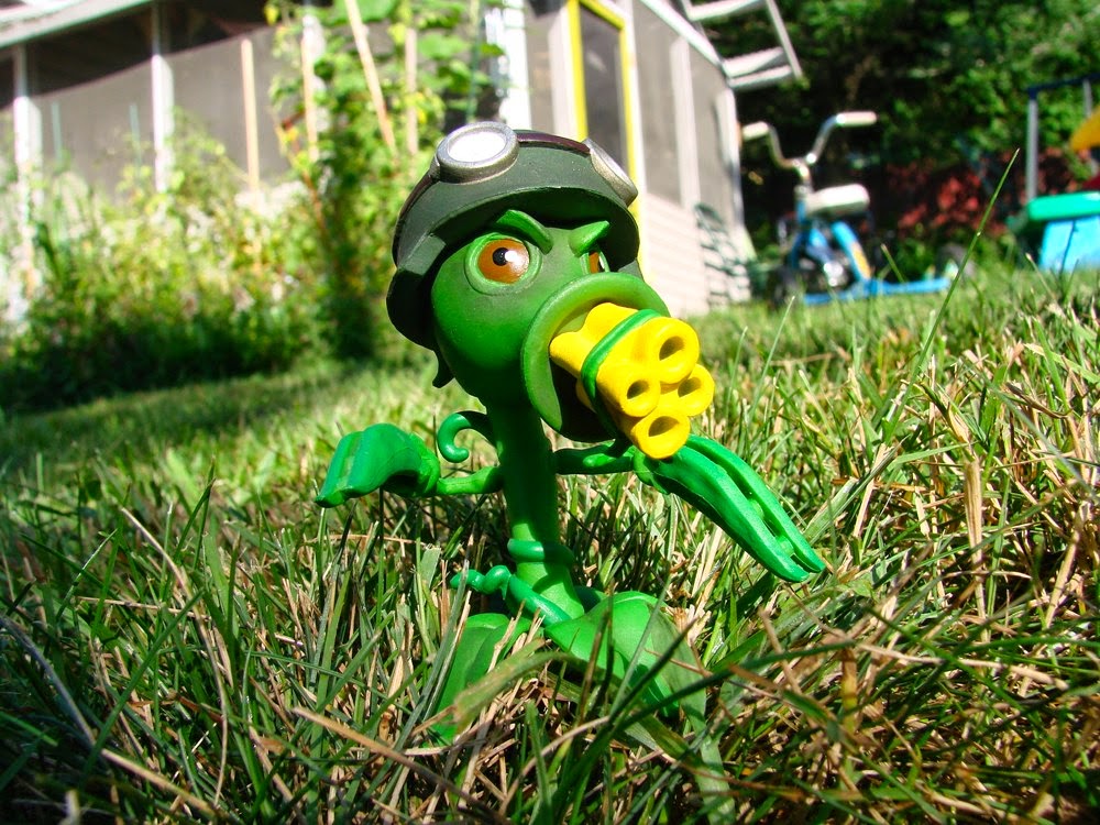 Collecting Toyz: Diamond Select Toys & Popcap to Launch Plants vs ...