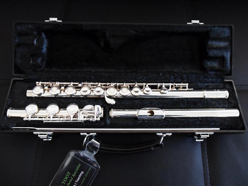 Pre-Loved Instruments at DR TOOT