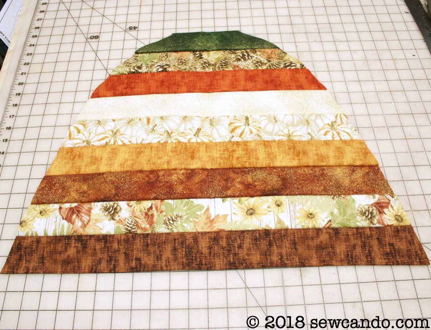 Sew Can Do: Fabric Cornucopia Tutorial and Fall Fabric Bundles Giveaway!
