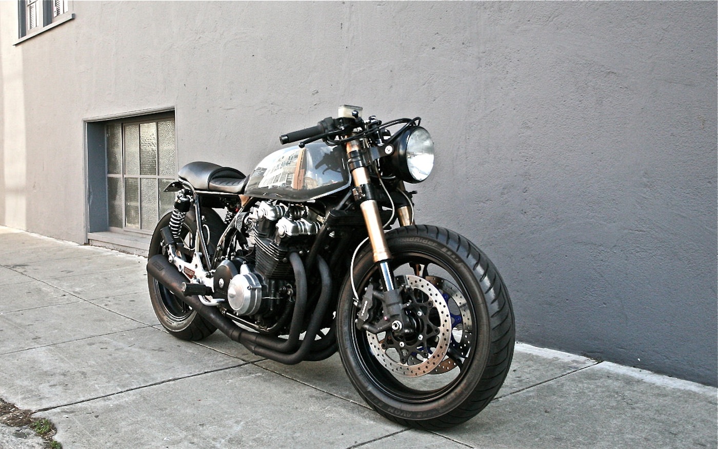 CB900F by Renown - Inazuma café racer