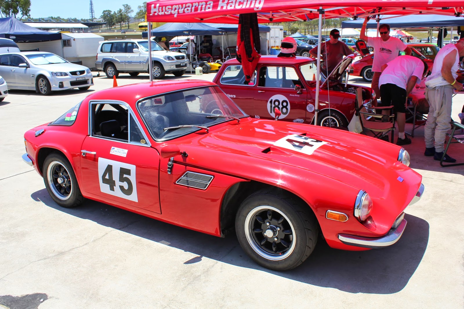 Aussie Old Parked Cars: 1972 TVR Tuscan