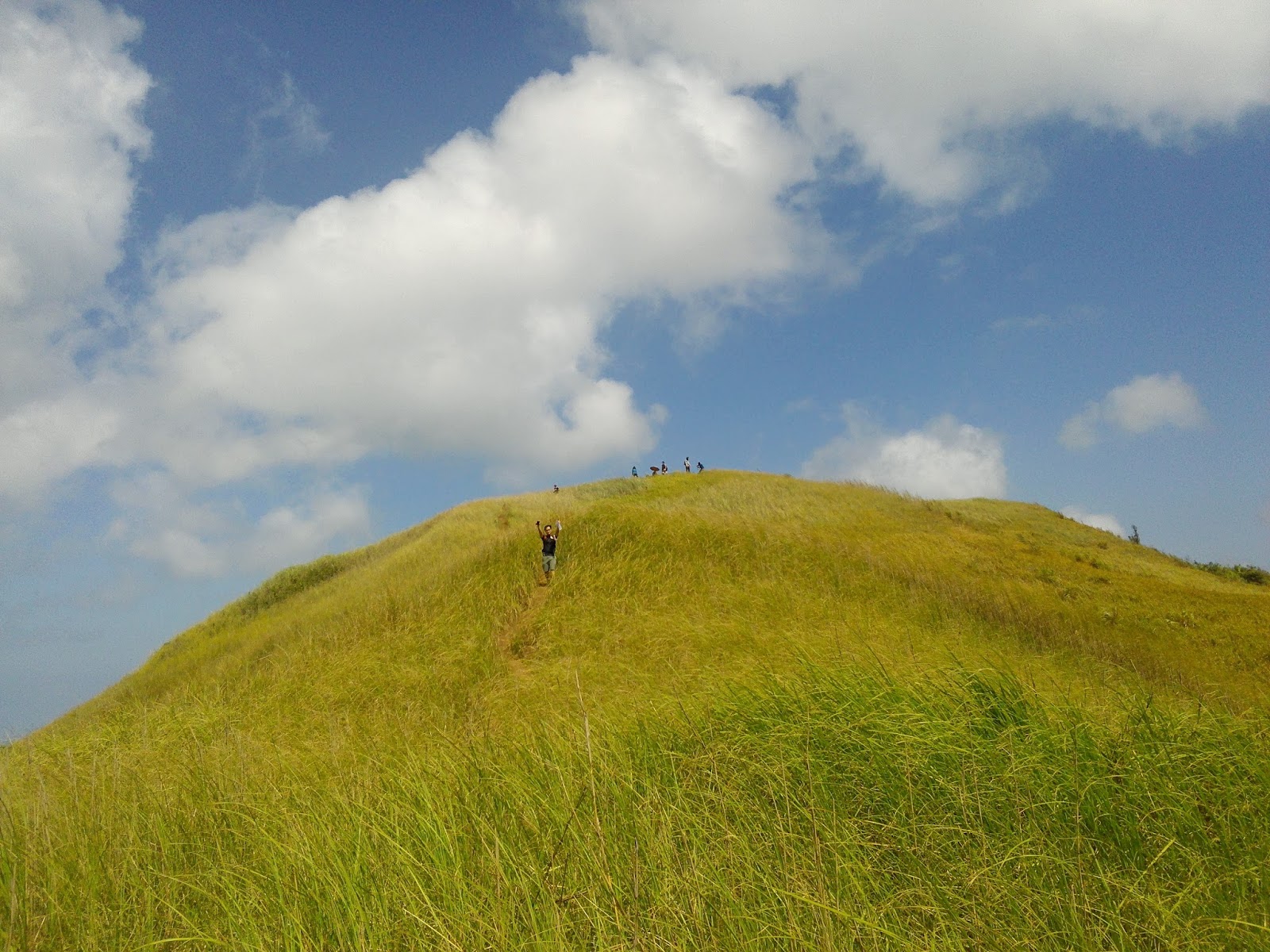 Mt. Sembrano (Day Hike) - Dose of Sunshine