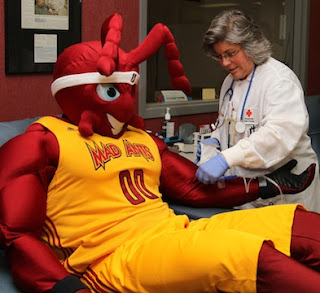 Randy V Jackson Photography: Fort Wayne Mad Ants mascot "The Mad Ant ...