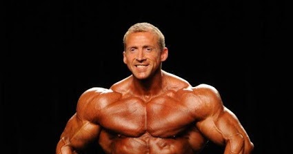 world bodybuilders pictures: Canada muscles man Marc Lavoie