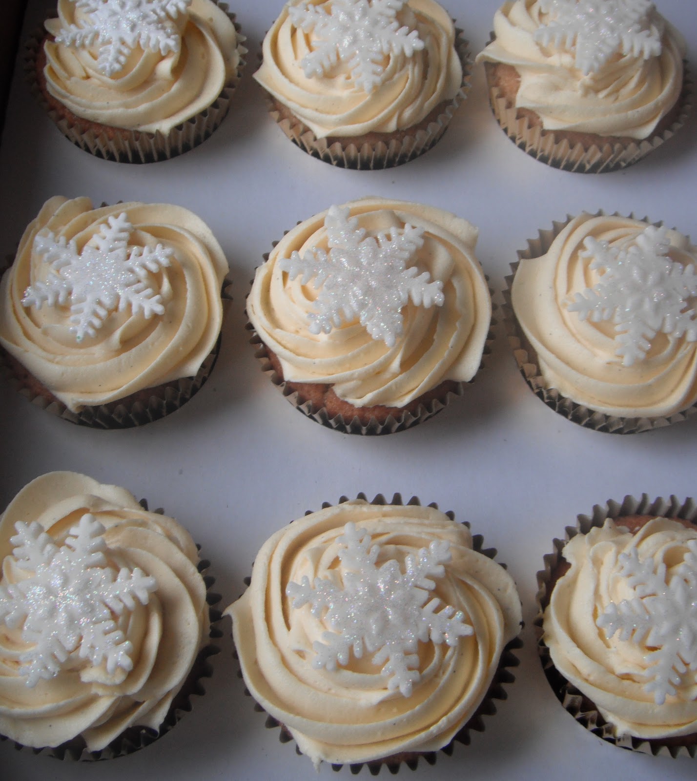 Snowflake Cupcakes