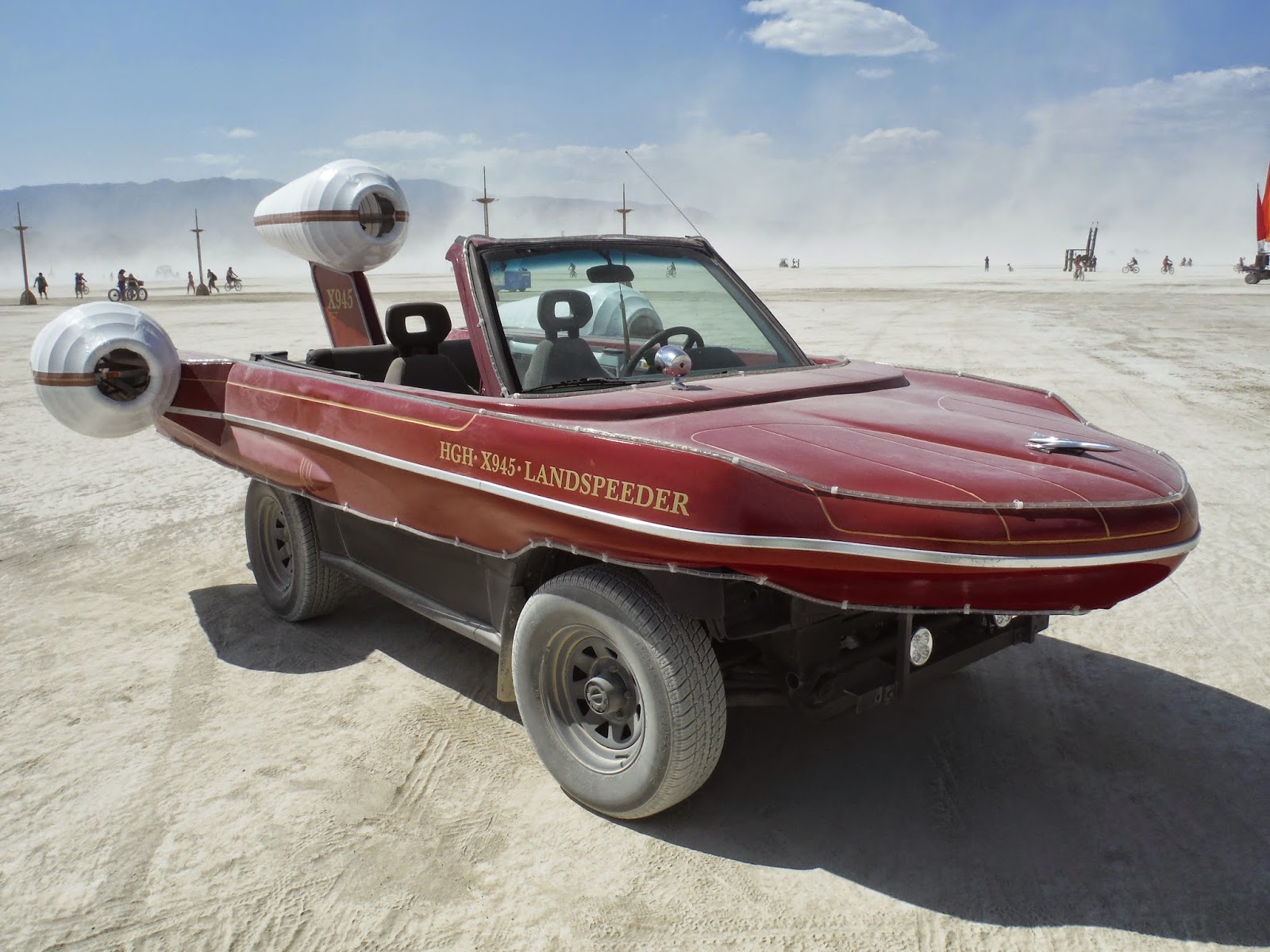 Unumundus Plaza: )'( BURNING MAN )'( Mutant Vehicles & Art Cars )'(