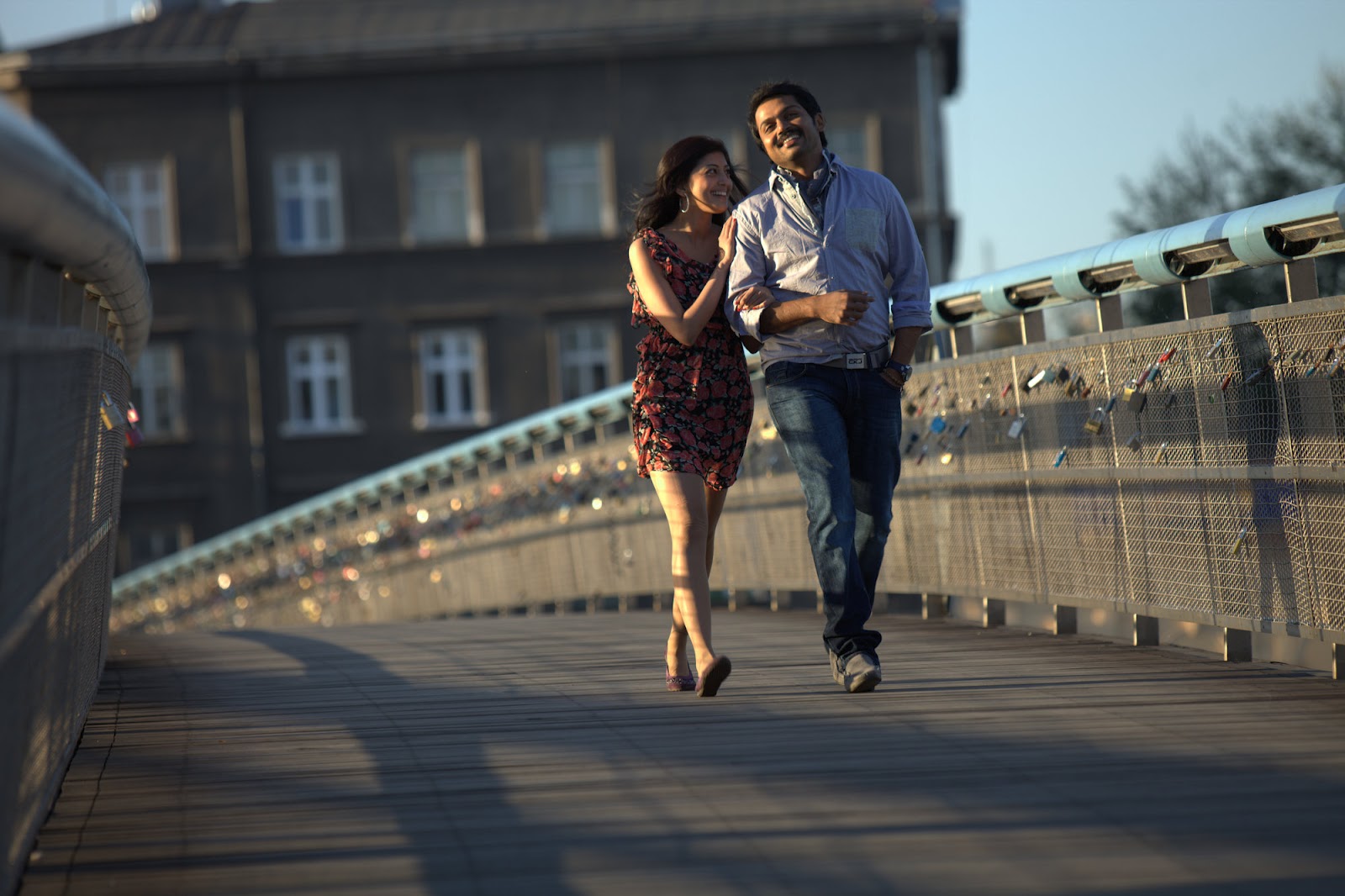 Saguni Latest Movie Stills Saguni New Movie Images|CineMa 4 InDia