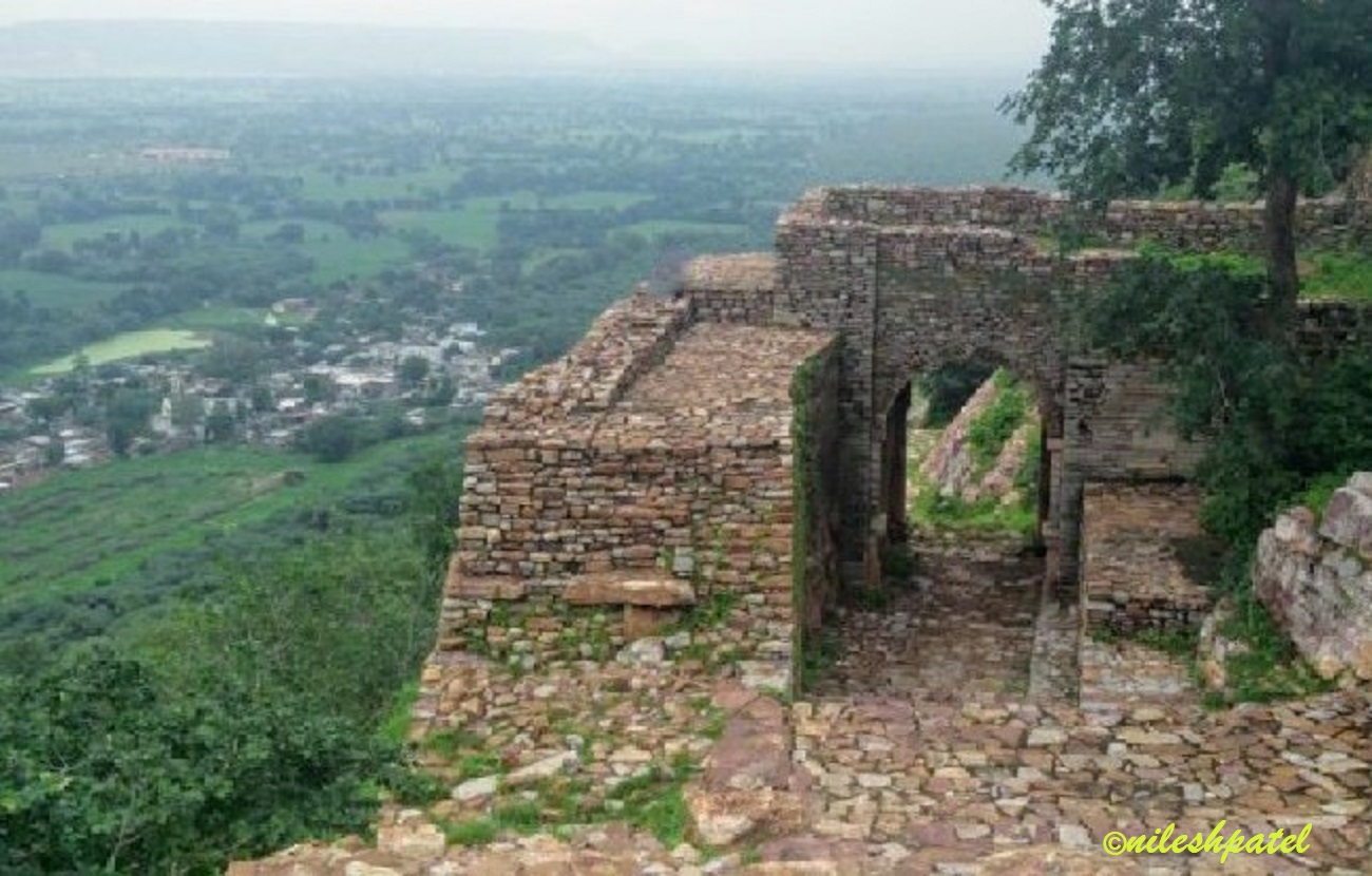 Nilesh's Trips: Cruising Between Two Lake Cities: A Road Trip from ...