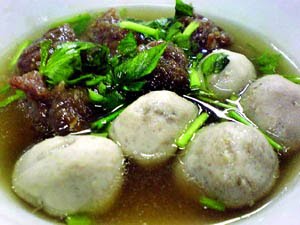 Bojong Kenyot: Terpikat bakso lezat