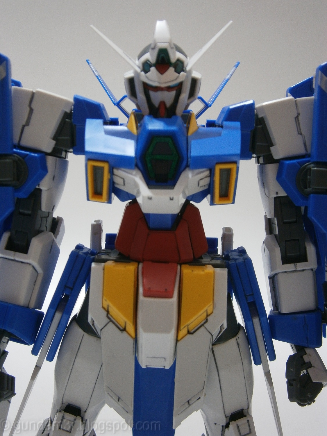 Gundam AGE-2 Normal MG Review Part 4