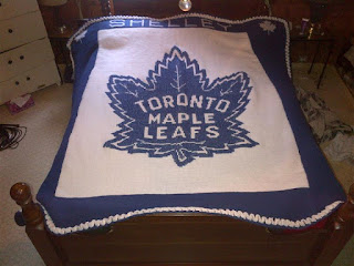 EASY PATTERNS: Toronto Maple Leafs cross-stitch pattern