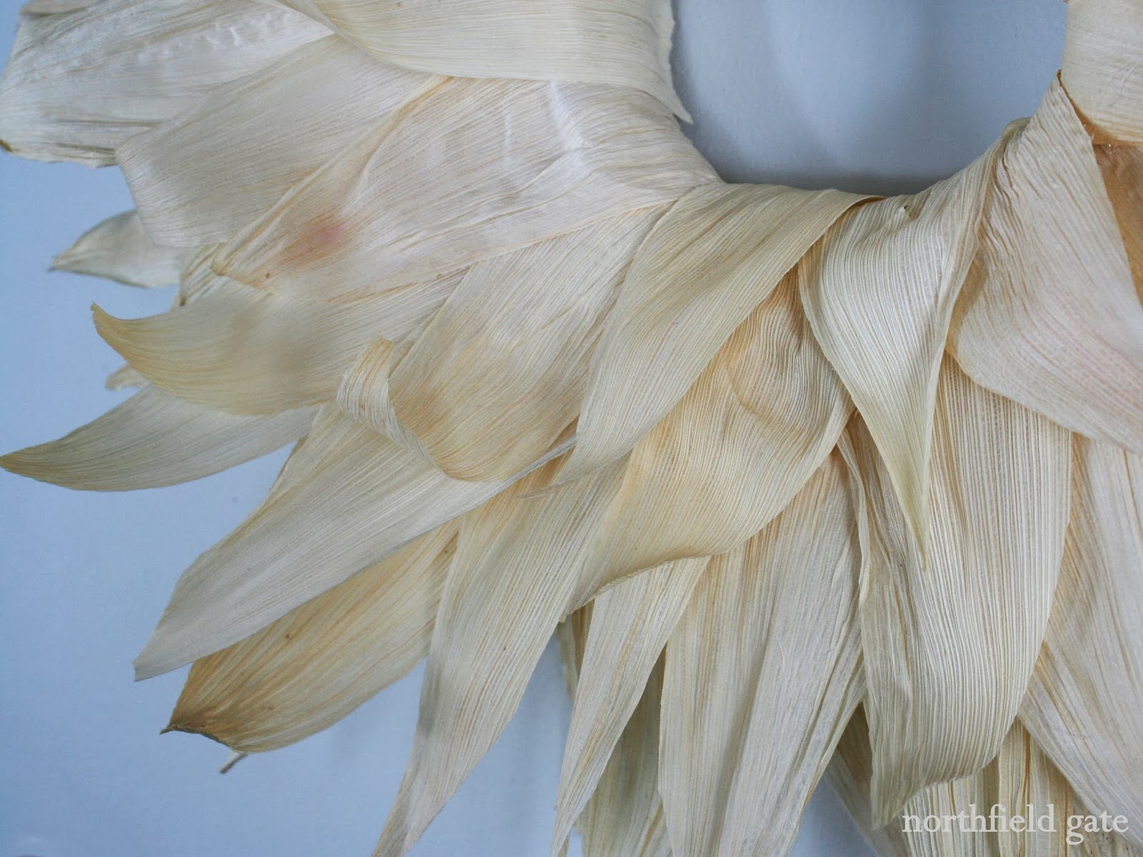 Studio Yuko Jones: Decluttering and Corn-Husk Wreath
