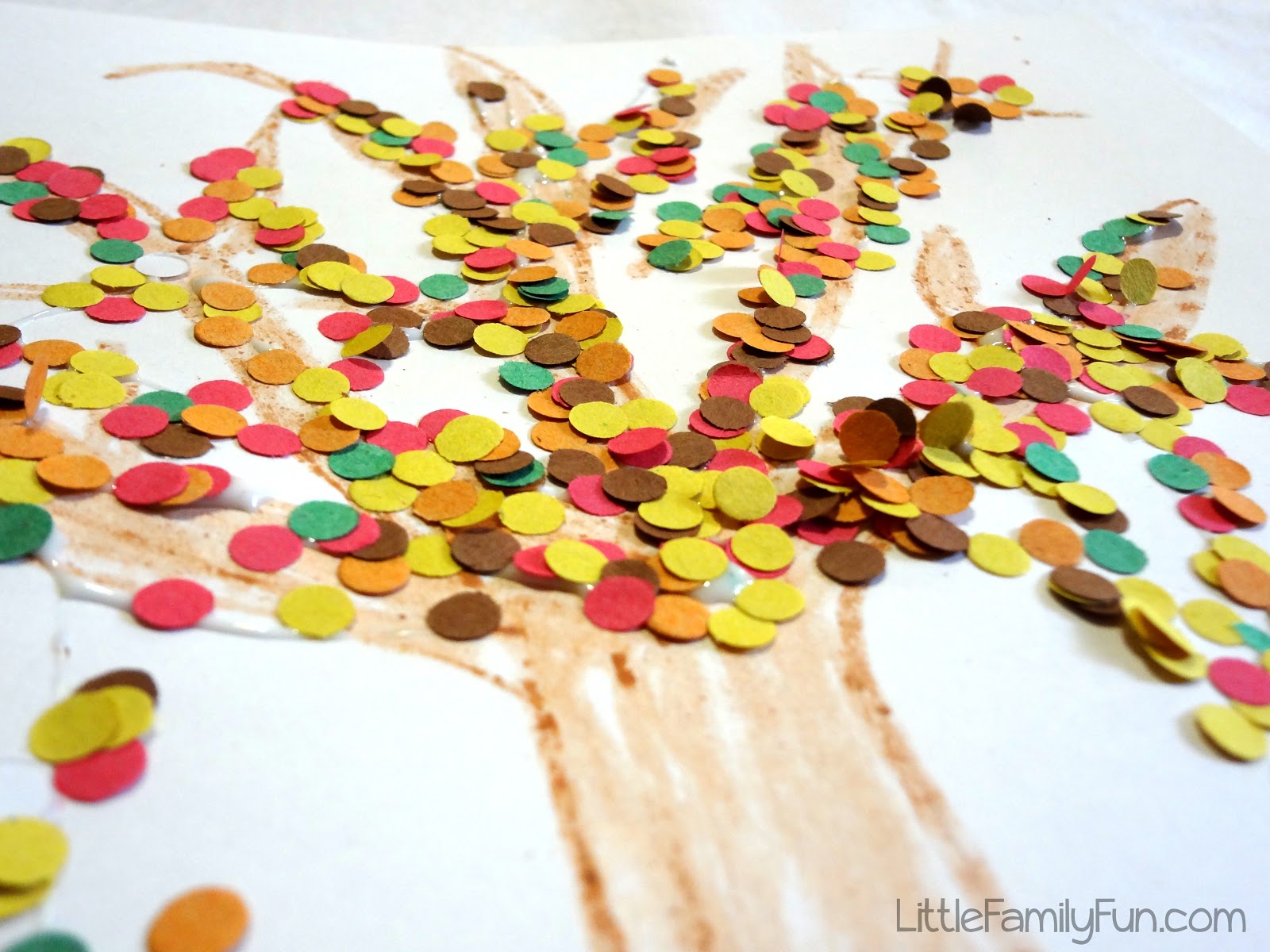 Little Family Fun: Fall Tree Craft