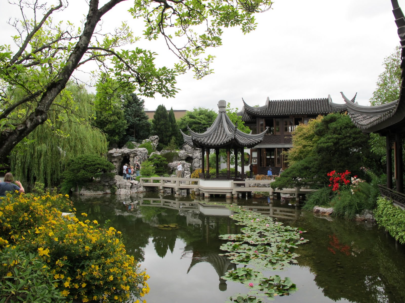 Culinary Types: Tea in a Chinese Garden - The Tower of Cosmic Reflections