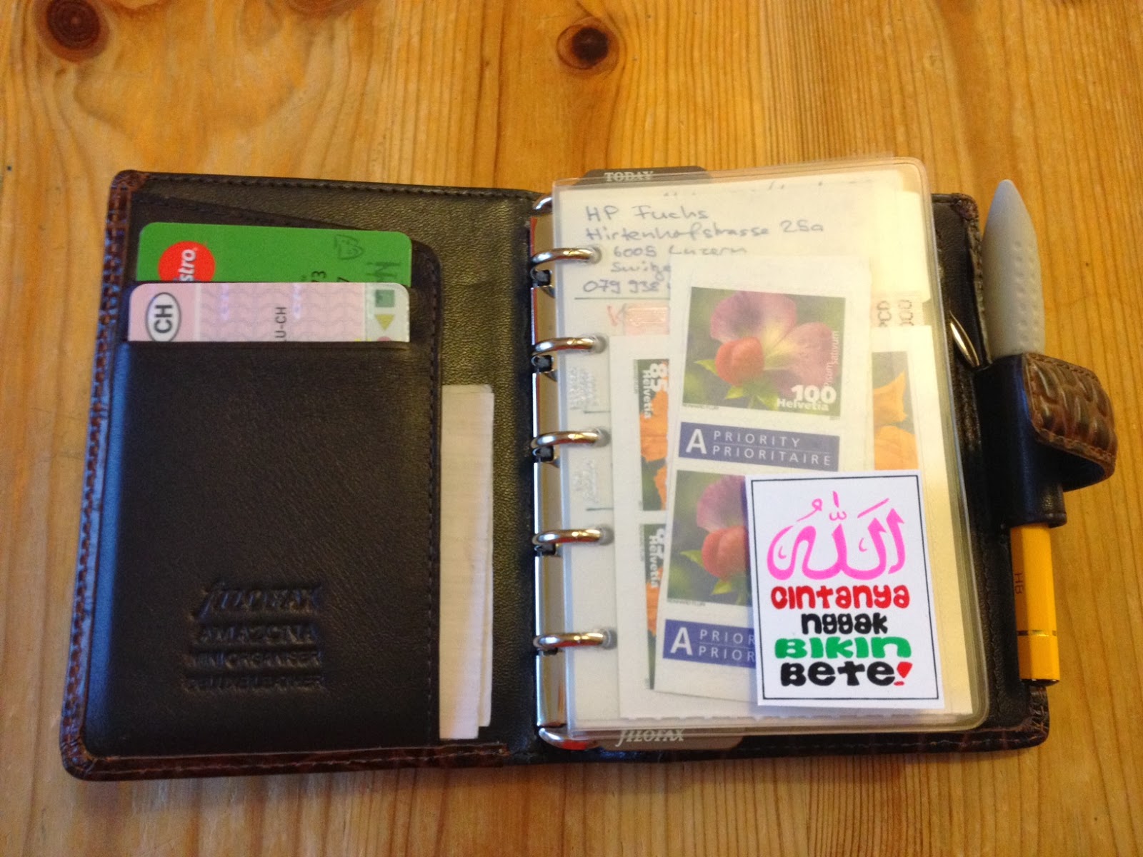 Philofaxy: My Filofax: The Mini Is Big Enough - Guest Post