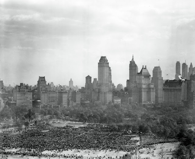 13 Incredible Historical Photos of New York City During World War II ...