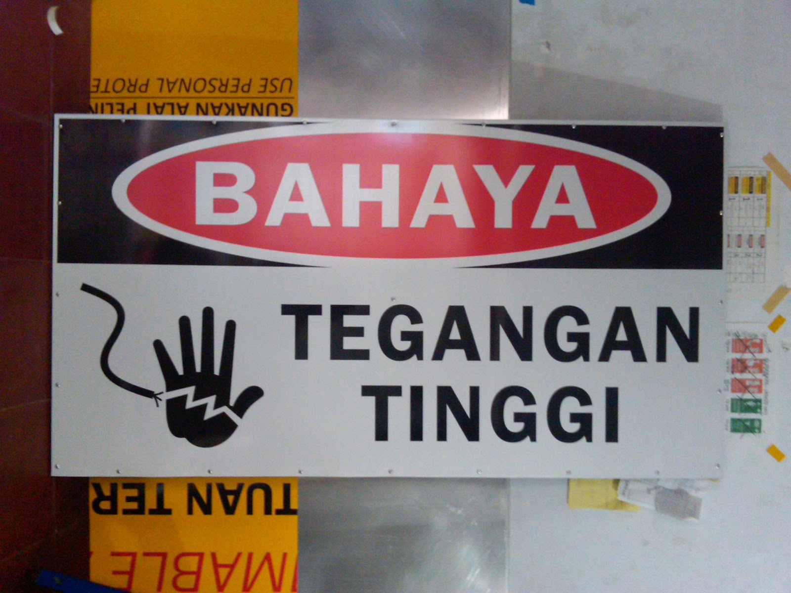 KUMPULAN GAMBAR RAMBU SAFETY SIGN - PT. AKR - RAMBU SAFETY SIGN & HURUF ...