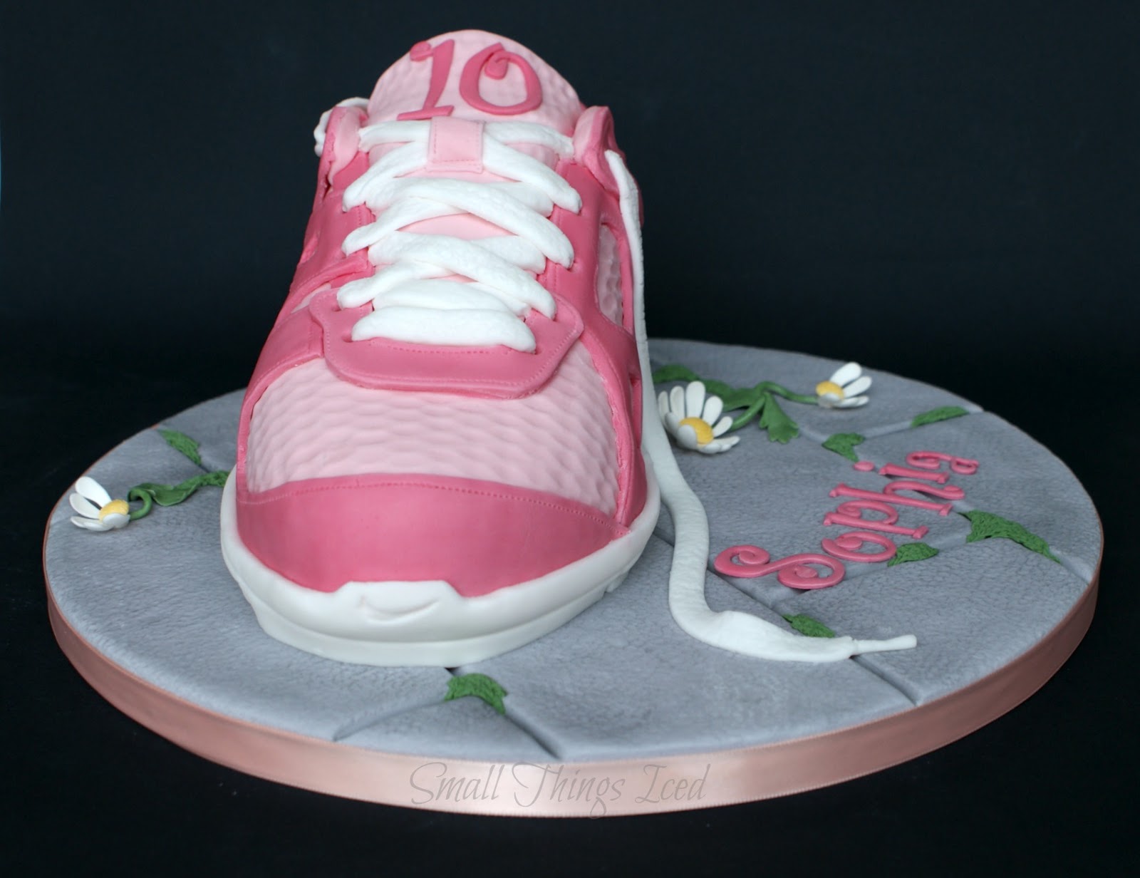 Small Things Iced: Trainer Shoe Birthday Cake